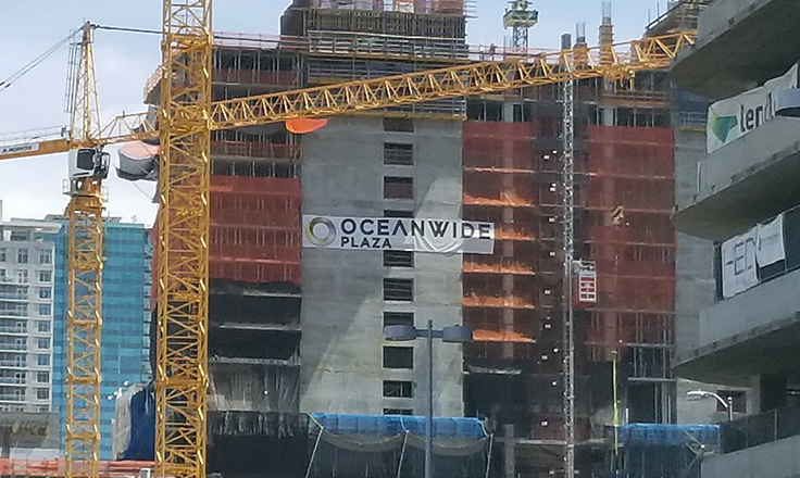 Construction Graphics Solution | Barricades, Banners and Signage