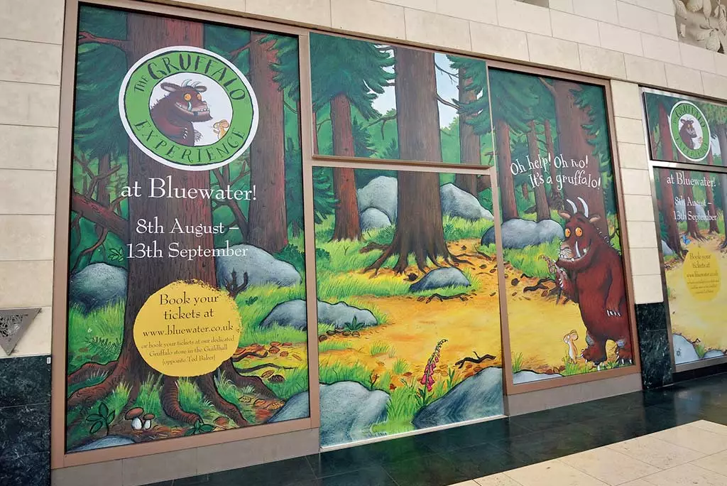 Modular Construction Folding Barricades | Temporary Barricades