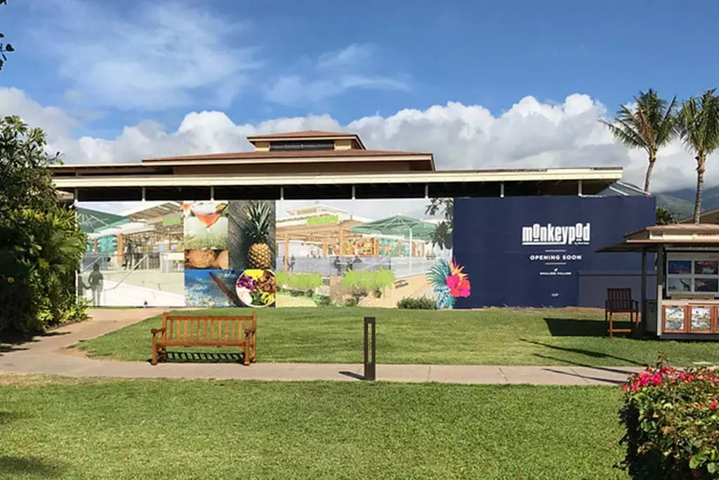 Modular Construction Folding Barricades | Temporary Barricades